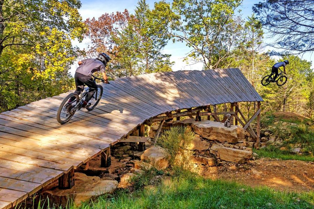 Best Outdoor Adventures in Branson: A Guide to Exploring the Ozarks